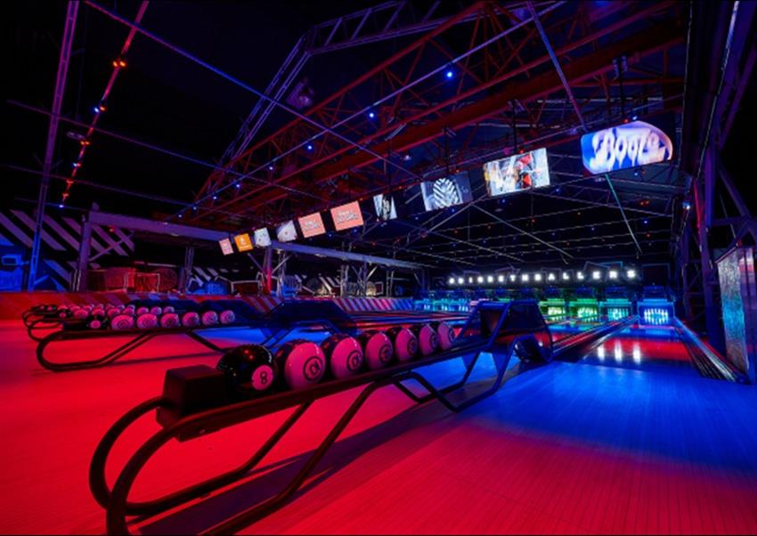 Festive Feast Christmas Parties 2023 At Roxy Lanes Birmingham Heath 