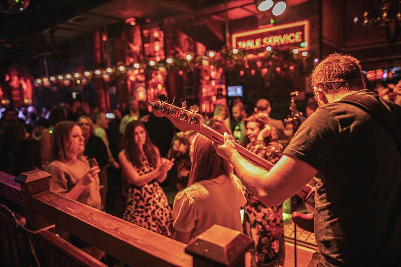 Christmas Parties Cardiff | Office Xmas Venue and Party Nights in ...